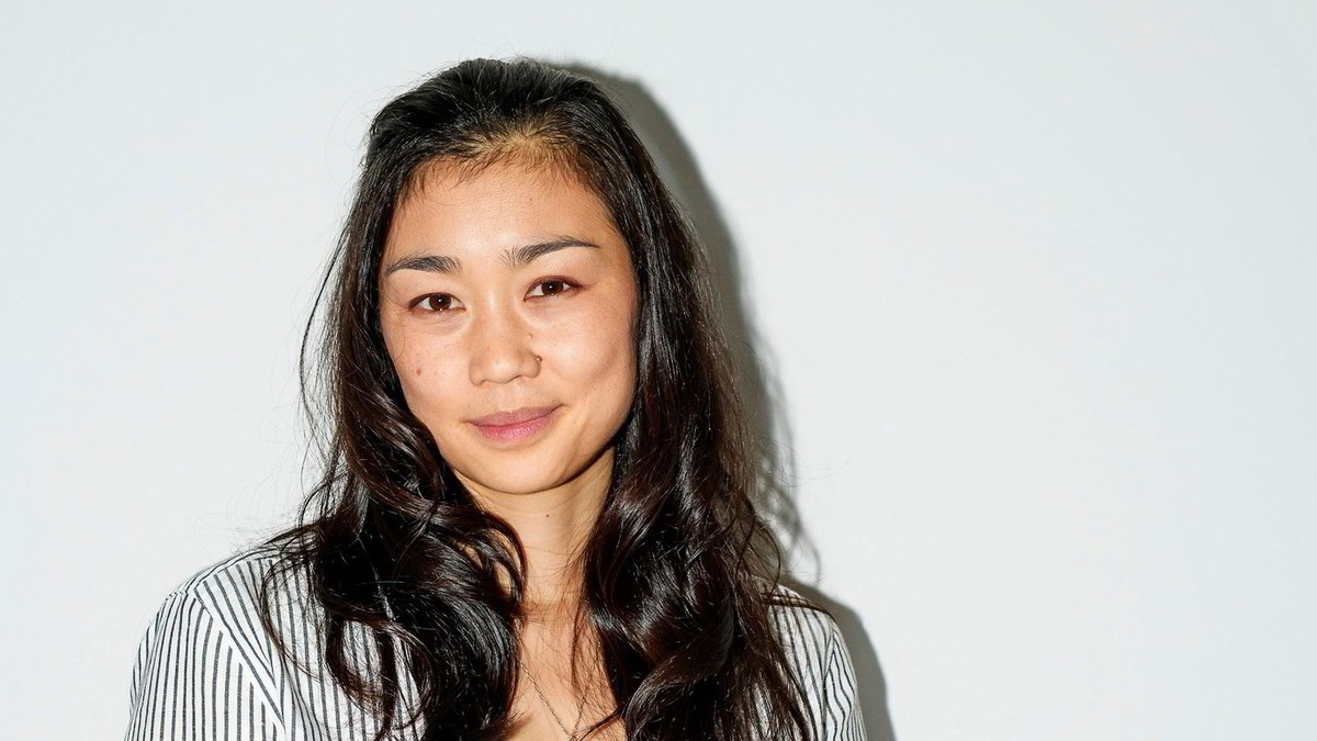 Teknologigründer Tracy Chou står bak en app som skal filtrere vekk ...