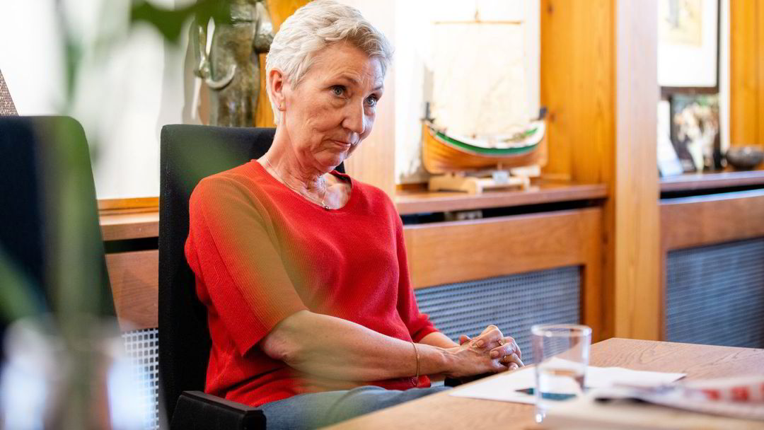 LO-leder Peggy Hessen Følsvik mener Kjell Inge Røkke «fyller ...