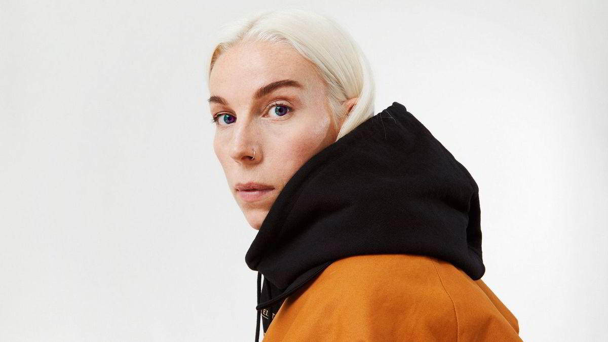 Anmeldelse av platen «Klipp meg i ti og lim meg sammen» av Gabrielle ...