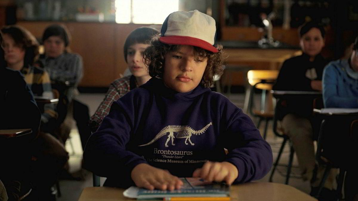 Genser fra Science Museum of Minnesota i Netflix-serien «Stranger ...