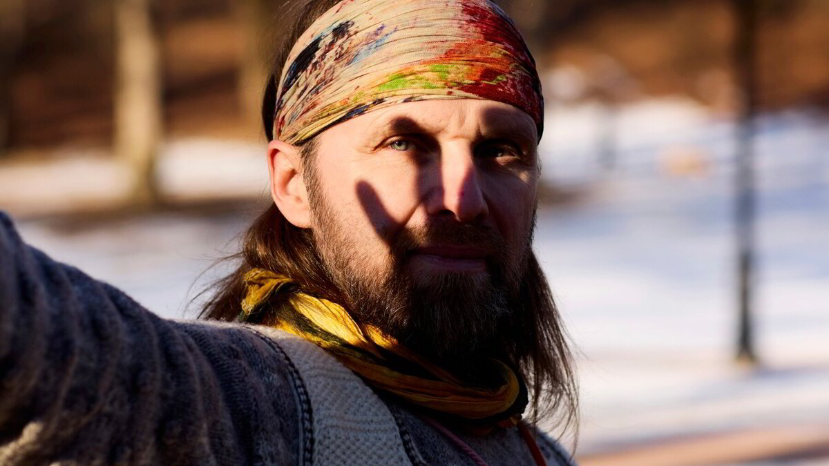 Gallerist og filmskaper Aune Sands arbeidsrutiner og livstriks. (+) | DN