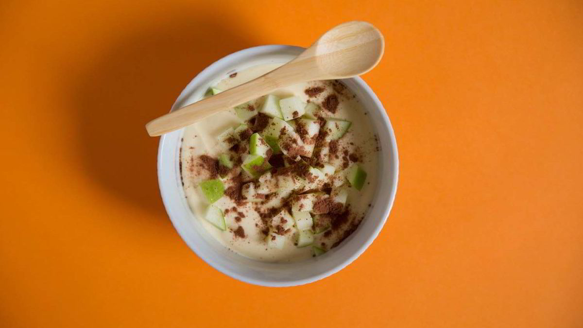 Oppskrift på vispet vaniljekvarg med eple og kanel av Jonas Lundgren | DN