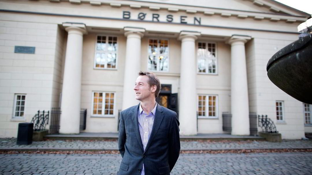 Børsen sjekker bank-emisjon (+) | DN