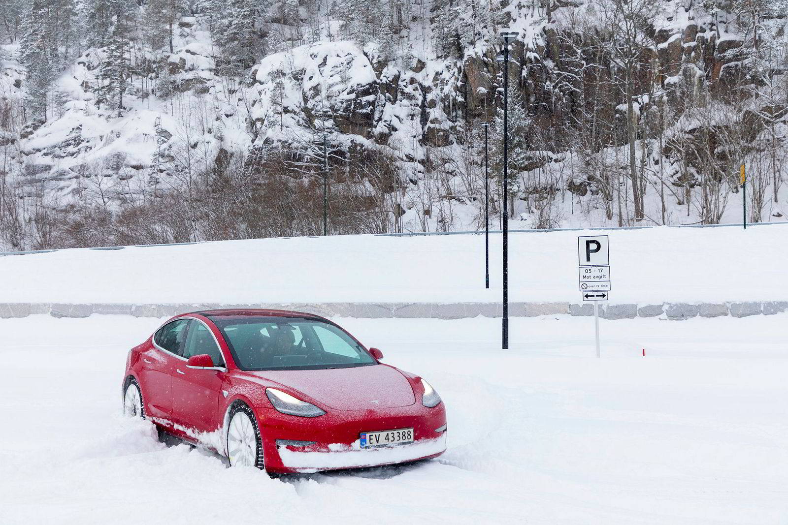 Test av Tesla Model 3 i Norge: Lettkjørt og rakettkjapp | DN