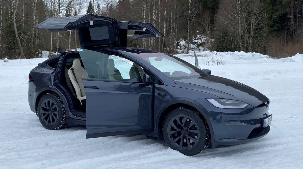 Test av Tesla Model X Plaid: Har Musk for mye makt? (+) | DN