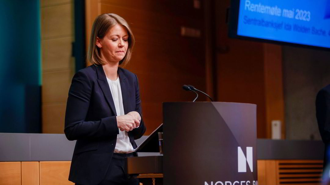 Har Norges Bank solgt 70 milliarder kroner mer enn nødvendig? | DN