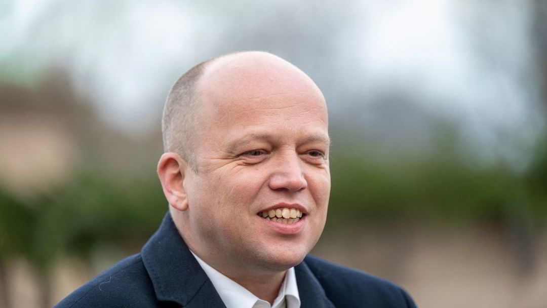 DN mener: Når politikere forteller at det ikke er grunn til panikk, vet ... DN mener: Når politikere forteller at det ikke er grunn til panikk, vet ...