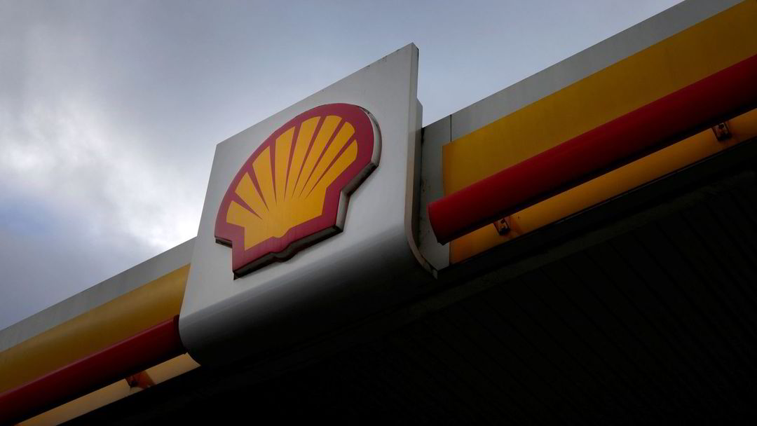 Oljegigantene Total og Shell forsvarer handel med Russland | DN