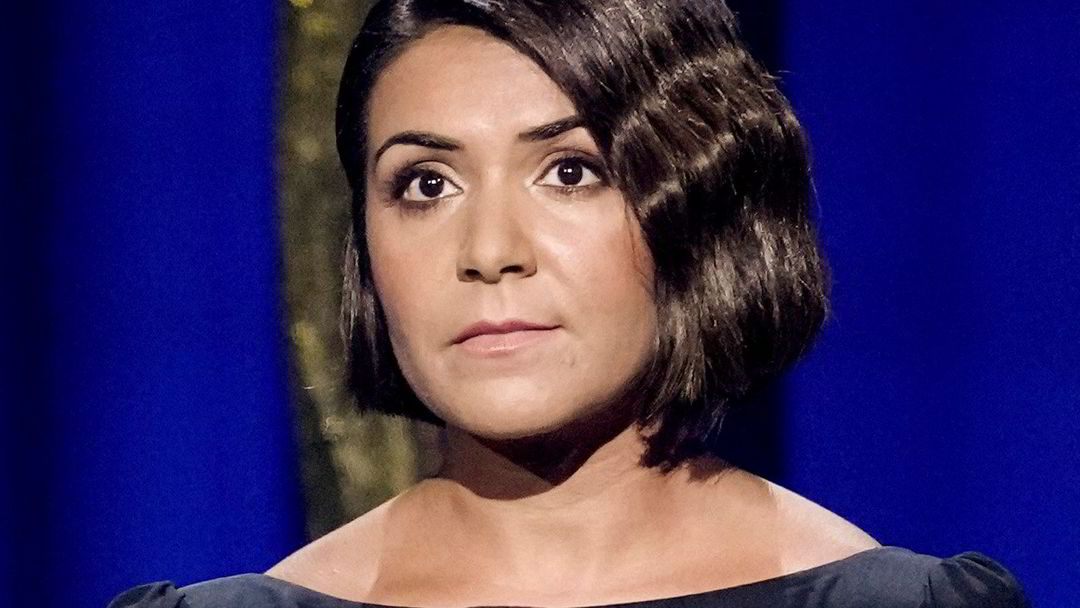 På nattbordet: Rima Iraki – For meg blir lange setninger og fremmedord ...