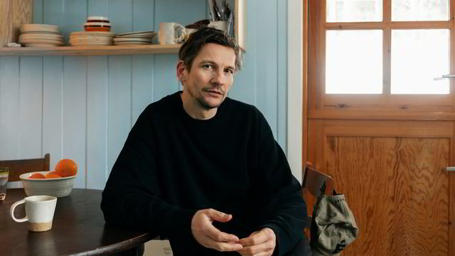 Fotograf Ola Rindal fra Fåvang jobber med de hippeste kundene i Paris ...