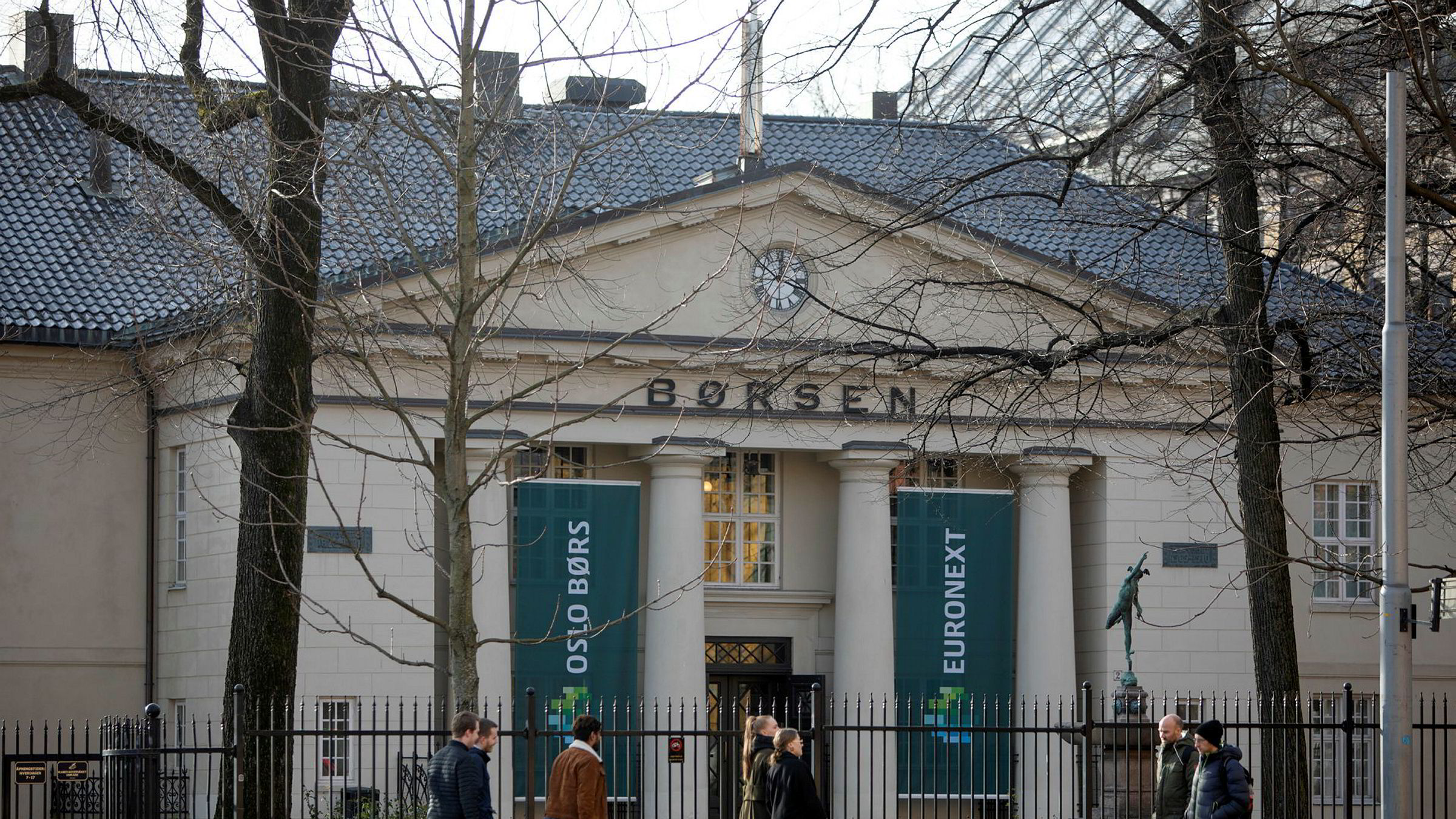 Oslo Børs ned 2,34 prosent – Norwegian stupte videre etter ...