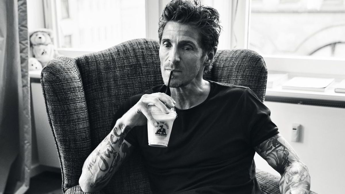 Joe & The Juice-sjef Kaspar Basse (+) | DN