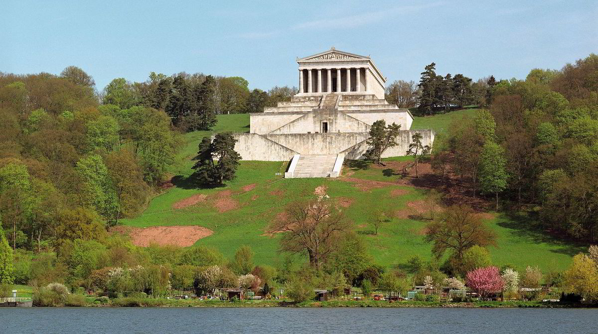 Det nyklassisistiske monumentet Walhalla er Tysklands svar på Parthenon ...