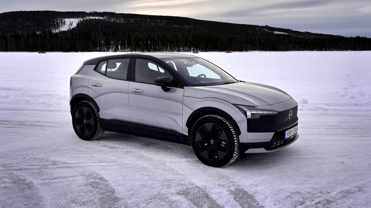 Biltest av Volvo EX30 CC: Smør på flesk (+) | DN