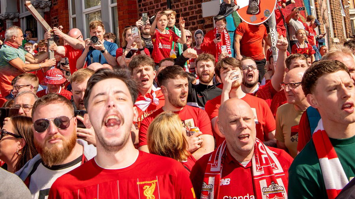 Forfatter Torgrim Eggen dro på sin første fotballkamp i England og fikk ...